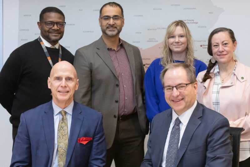 HU's Dr. Jasinski and Team Unveil New Tyrannosaurid Species